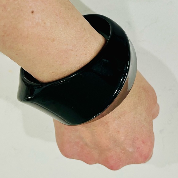 Estate | Jewelry | Vintage 2 Wide Freeform Asymmetrical Glossy Black ...